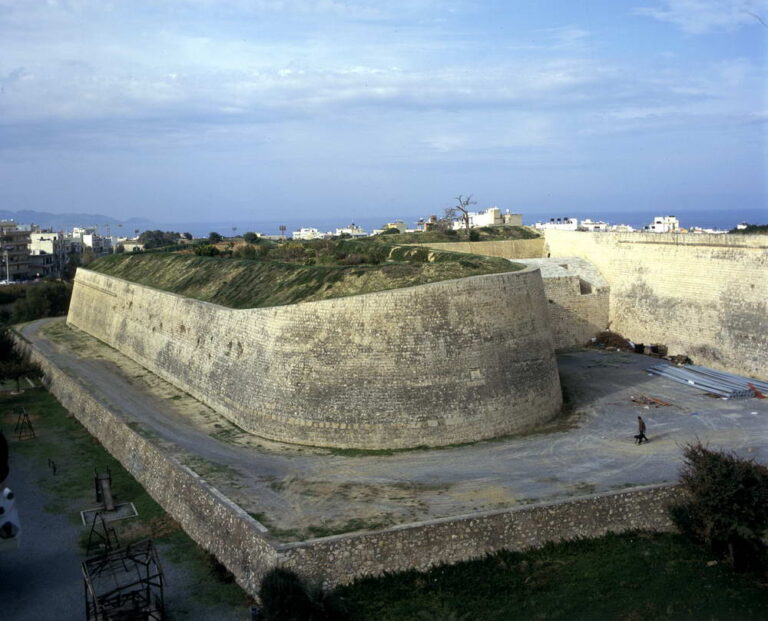 Venetian Walls – Visit Heraklion